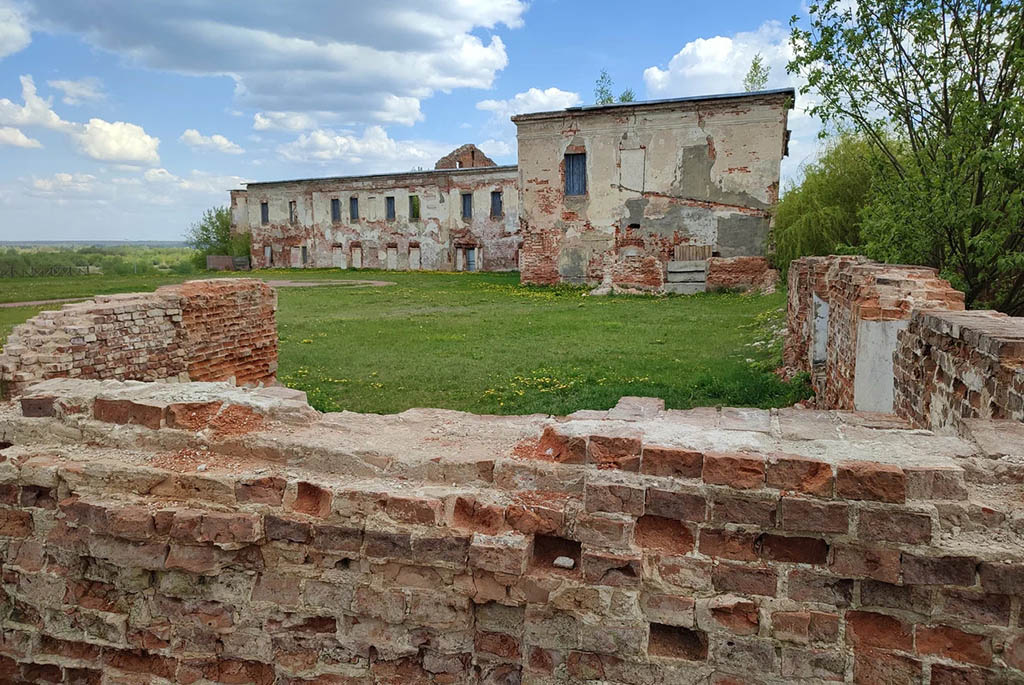Bykhov Castle of Chodkiewicz and Sapieha. An Impregnable Outpost of the ...